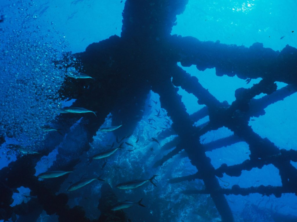 underwater rig structure - Orange County Coastkeeper